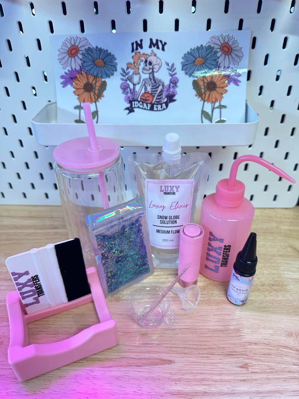 SNOW GLOBES – Lux Label & Co.